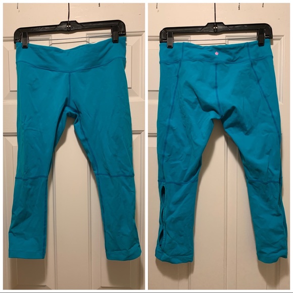 Kira Grace | Pants & Jumpsuits | Kira Grace Capri Yoga Pants | Poshmark